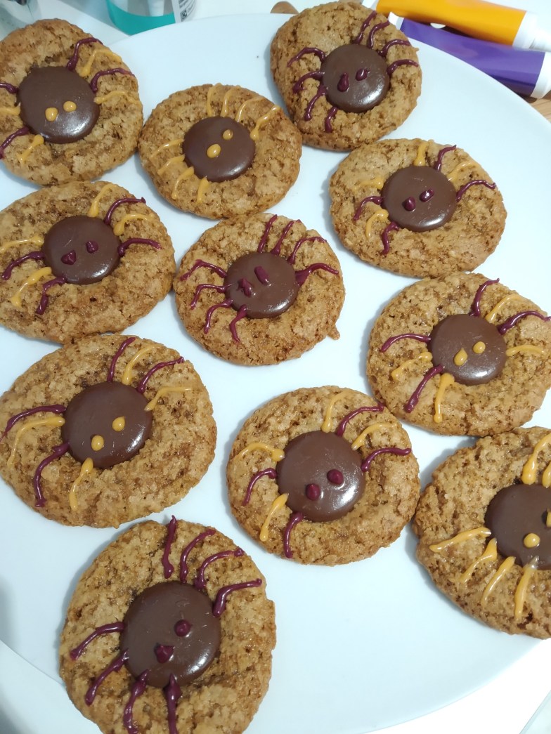 Spooky Spider Biscuits (gf, df, sf, vegan) – Kirstie Anne Wellbeing